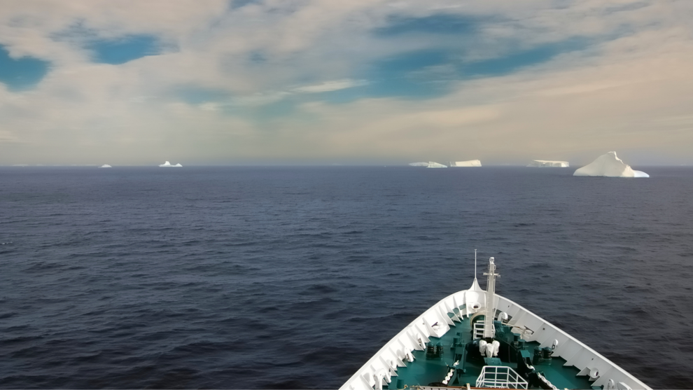 Navigate as far as possible in the Weddell Sea, where Shackleton’s ...